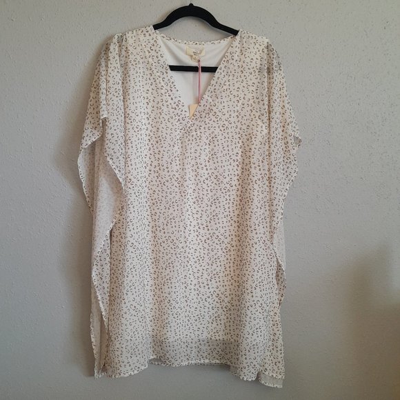 entro | Dresses | Entro Topoff White Textured Leopard Embossed Print ...